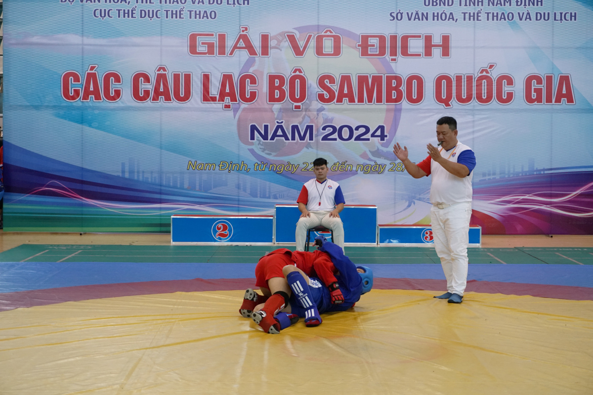 Giải Sambo đầu tiên tại Việt Nam quy tụ anh tài từ hàng loạt môn võ